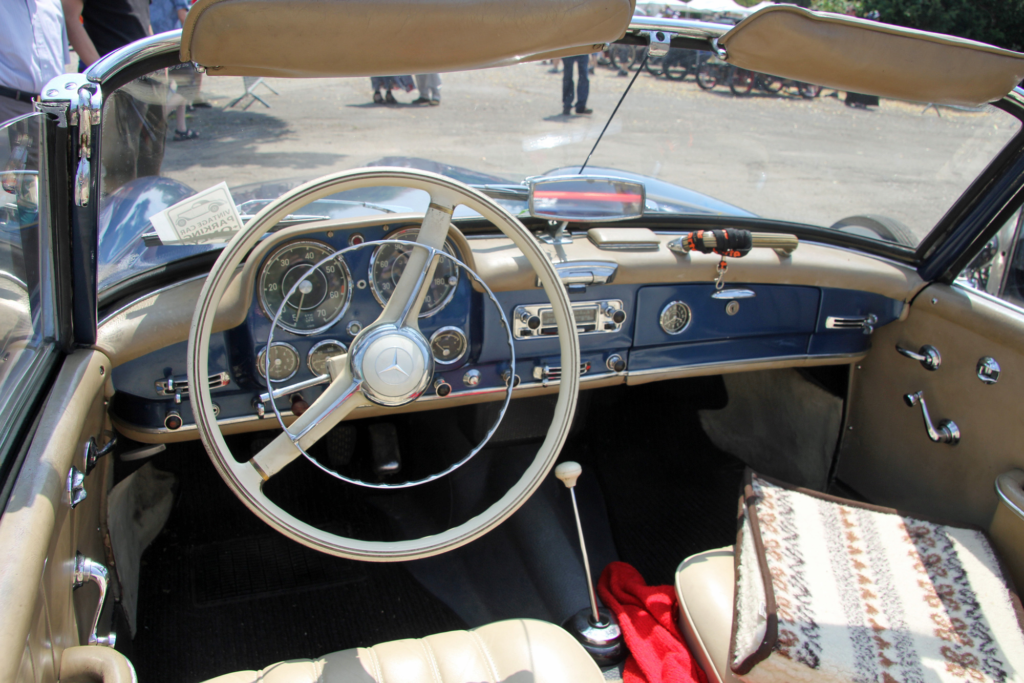Description du véhicule Mercedes-Benz R121 - Encyclopédie automobile ...